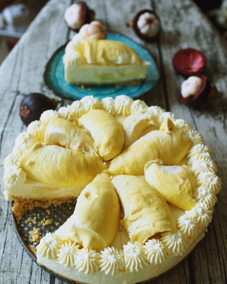 15 Best Durian Cake Delivery in Singapore 2024 | Order Durian Cake ...